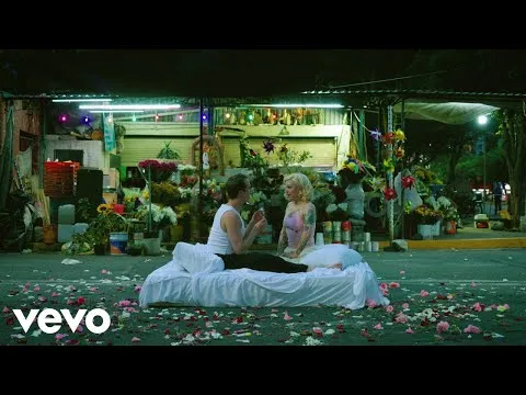Irracional Cervical Lyrics (Spanish) — Mon Laferte